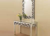 China Silver Finish Wall Mirror with Compact Design 120X40X80CM Side Table for sale