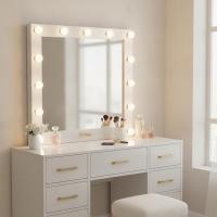 China Hollywood Vanity Mirror Set with Silver Mirror Glass and Lighting Function for Dressing Table - OEM & Custom Orders Available for sale