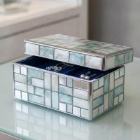 China Venetian Mirrored Jewellery Box with Three Separate Sections and No Catches or Locks - All Outside Surfaces Mirrored Resin Crafts Box for sale