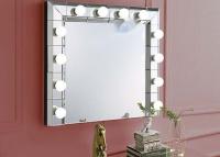 China Wall Mounted Console Table with Silver Mirror Finish and Modern Design for Entryway for sale