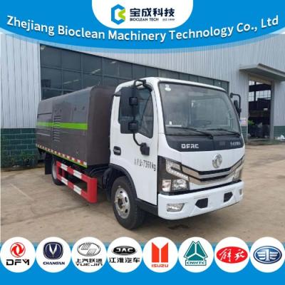 China 7.3TONS 2100L 2.1m3 Guardrail Cleaning Truck With Two Way Cleaning for sale