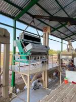China Red White Quinoa Optical Color Sorter Multi Functional With Toshiba CCD Camera for sale
