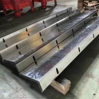 China Modern Simple Nail Screw Installed Silvery Metal Right Angle Fixed Bracket / Rock Wool Bracket for sale