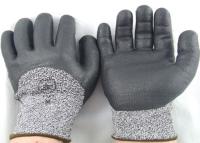 China HPPE Cut Resistant Gloves EN388 Level 5 Nitrile Foam Coated Slip Proof 15G for sale