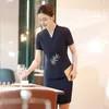 China Elegant Dining Manager Suit with Tailored Fit for Professionals for sale