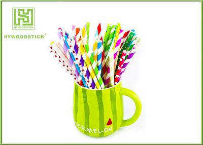 China Beautiful Thin Star Paper Straws , Cocktail Drink Straws For Kids Birthday Party for sale