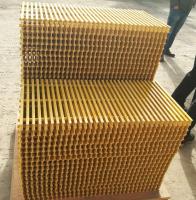 China Pultruded FRP Safety Grating 38mm High Anti-Skid Industrial Walkway for sale