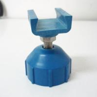 China Livestock Farm Plastic PP Flooring Beam Bracket for Fiberglass Slatted Floor Fittings Height Adjustable for sale