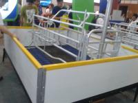 China Custom Length 1m to 11.6m Durable GFRP Support Beam for Pig Farrowing Crate Pen Flooring for sale