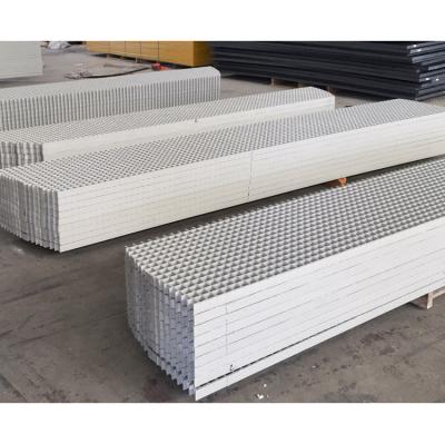 China High Strength Molded Fiberglass Grating 38x38mm Insulated GRP FRP Grating for Marine Industrial Platforms for sale