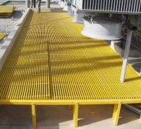 China Anti-Slip Pultruded FRP Grating Flooring 25mm to 65mm High for Industrial Walkways for sale