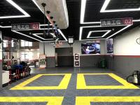 China PP Interlocking Garage Floor Tiles 40x40cm 2.0cm Anti Slip Grate Mats Carwash Grating for sale