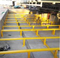 China FRP Plastic Slat Floor Beam for Pig Farrowing Crate Pen 15-30 Year Service Life for sale