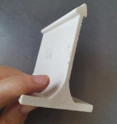 China Smooth GFRP FRP Thermal Halter for Standing Seam Roof Insulation Custom Length 0.5m to 11.6m for sale