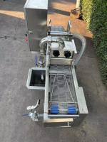 China Thermal Processing Chicken Strips and Zingers Battering Machine Customized Design for sale
