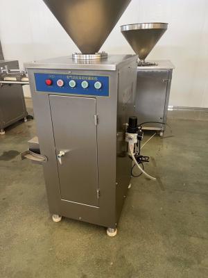 China Customized Vertical Sausage Stuffer for Large Capacity Storage Made of Stainless Steel for sale