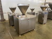 China 60L High Speed Automatic Double Twin Shaft Meat Paddle Mixer for Burger Patty Sausage for sale