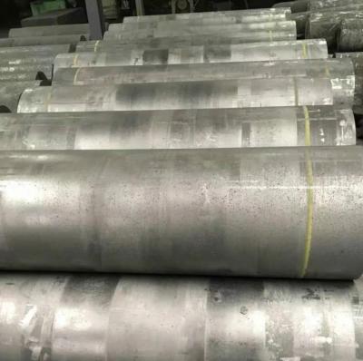 China Ultra High Power Graphite Electrodes Made from Needle Coke and Petroleum Coke for Steel Production and Alloy Metal Smelting for sale