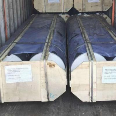 China Reliable Corrosion Resistance UHP 600mm Graphite Electrode for Steel Smelting Plant for sale