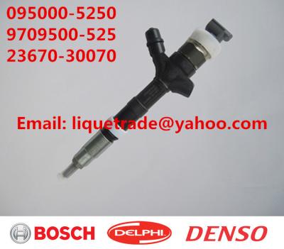 China DENSO Common Rail Injector 095000-5250 5251 for Toyota Landcruiser 23670-30070 for sale
