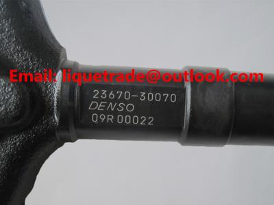 China DENSO Common Rail Injector 095000-5250 5251 for Toyota 23670-30070 for sale
