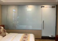 China Non Adhesive Sandwiched  PDLC 1.8M Smart Switchable Glass Film for sale