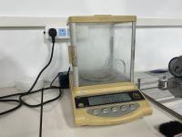 China DIN Abrasive Resistance Test Equipment for Rubber ISO 4649 40 RPM 10N Load for sale