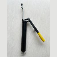 China Manual Butter Oil Injection Grip Grease Gun 600CC Grease Coupler for sale