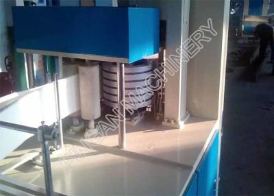 China Automatic Napkin Paper Folding Machine 2.2KW 220V for 25x25cm Tissue Production with 500-600 Sheets/Min Speed for sale