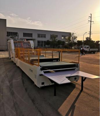 China ZGFM Series Automatic High Speed Flute Laminator 1450mm-2200mm Width, 150m/min Speed, ±1.0mm Accuracy for sale
