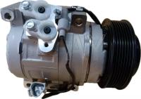 China TOYOTA AC Compressor for HIACE with PV7 Grooves 120mm Pulley Diameter and 12V Rated Voltage for sale