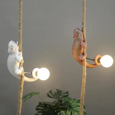 China Retro pendant light Resin White color chameleon pendant Lamp Animal chandelier (WH-VP-299) for sale