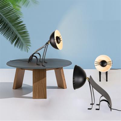 China Nordic Iron Cat Black Modeling Dynamic Cat Table Lamps(WH-MTB-33) for sale