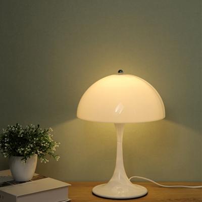 China Modern mushroom Table lamp for bedroom night light Panthella 320 Table Lamp(WH-MTB-146) for sale