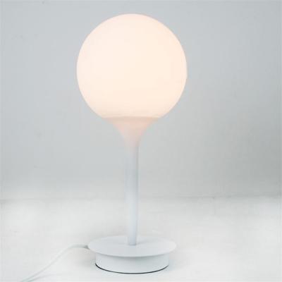 China Metal White Glass Ball Table Lamp Castore 25 Table Lamp(WH-MTB-175) for sale