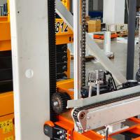 China Floor Transfer Rack And Pinion Logistics Centers Automated Warehouse Lift for sale