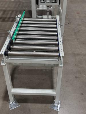 China 0.5Ton Heavy Duty Powered Roller Conveyor  4 Conveyor Roller 3000mm for sale