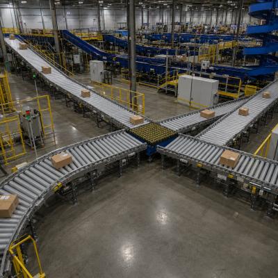 China 150 m/min Servo Driven Wheel Sorting Machine for High-Speed Parcel Distribution for sale