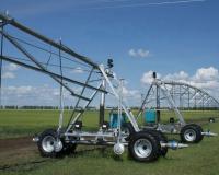 China 2022 Farm Irrigation System Solution Advanced Metal Center Pivot Irrigation Device with Axial Spinning Sprinklers for sale