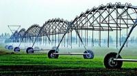 China 2024 Best Center Pivot Irrigation System Movable Lateral Towing Style Suitable for Agriculture for sale