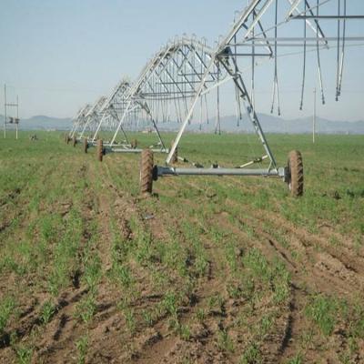China Empowering Farms with 230 KG Optimal Pivot Farm Irrigation System Remote Monitoring Included for sale