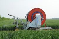China Metal Rain Gun Sprinkler Hose Reel Irrigation System for Water Utilization in Agricultural Fields for sale