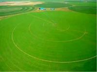 China Revolutionary Center Pivot 30 inch Diameter Wide Coverage and Eco-Conscious Operation for Agriculture Irrigation for sale
