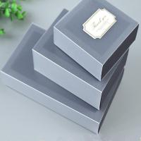 China 350gsm Kraft Paper Novelty Cardboard Socks Packaging Box for sale