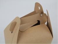 China 250g Biodegradable Kraft Paper Cake Box for Takeout for sale