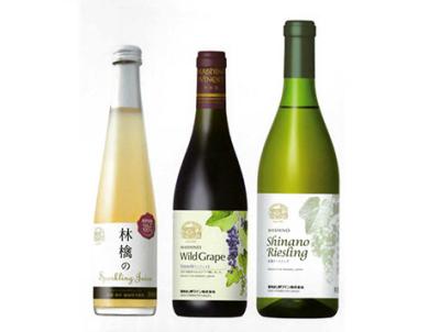 China Embossed Fade Resistance BOPP CMYK Wine Sticker Labels for sale