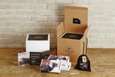 China Recycled 0.20mm Varnish Coating Kraft Paper Gift Boxes for sale