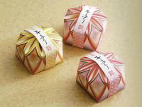 China Custom Wedding Favour Gift Paper Packaging Box Jewely Gift Box for sale