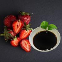 China Soy-Based Amino Acid Liquid Fertilizer 40% Organic Biostimulant with 350g/L Free Amino Acids for Agricultural Crops for sale