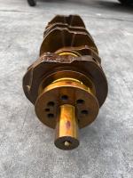 China 1j700-23010 Engineering Machinery Kubota Engine Crankshaft V2607 Cast Iron Material for sale